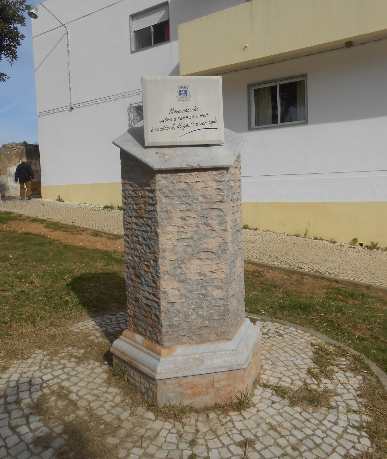 Viajar e descobrir: Portugal - Moncarapacho - Marco Freguesia de ...
