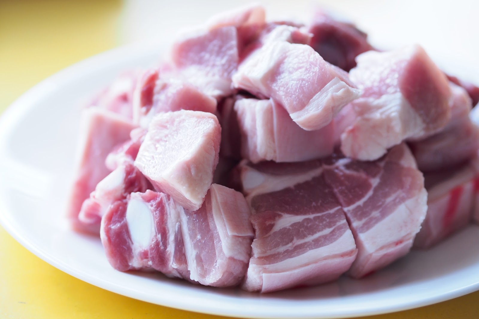 Minty's Kitchen: Slow-cooked Pork Belly