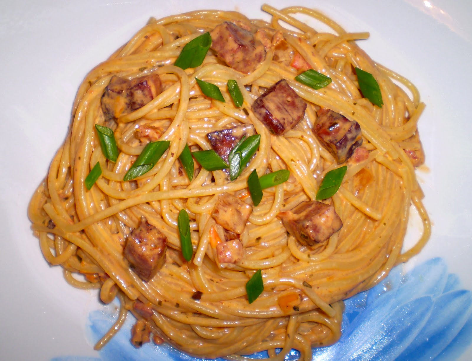 Sazón del corazón: Spaghetti con tocino