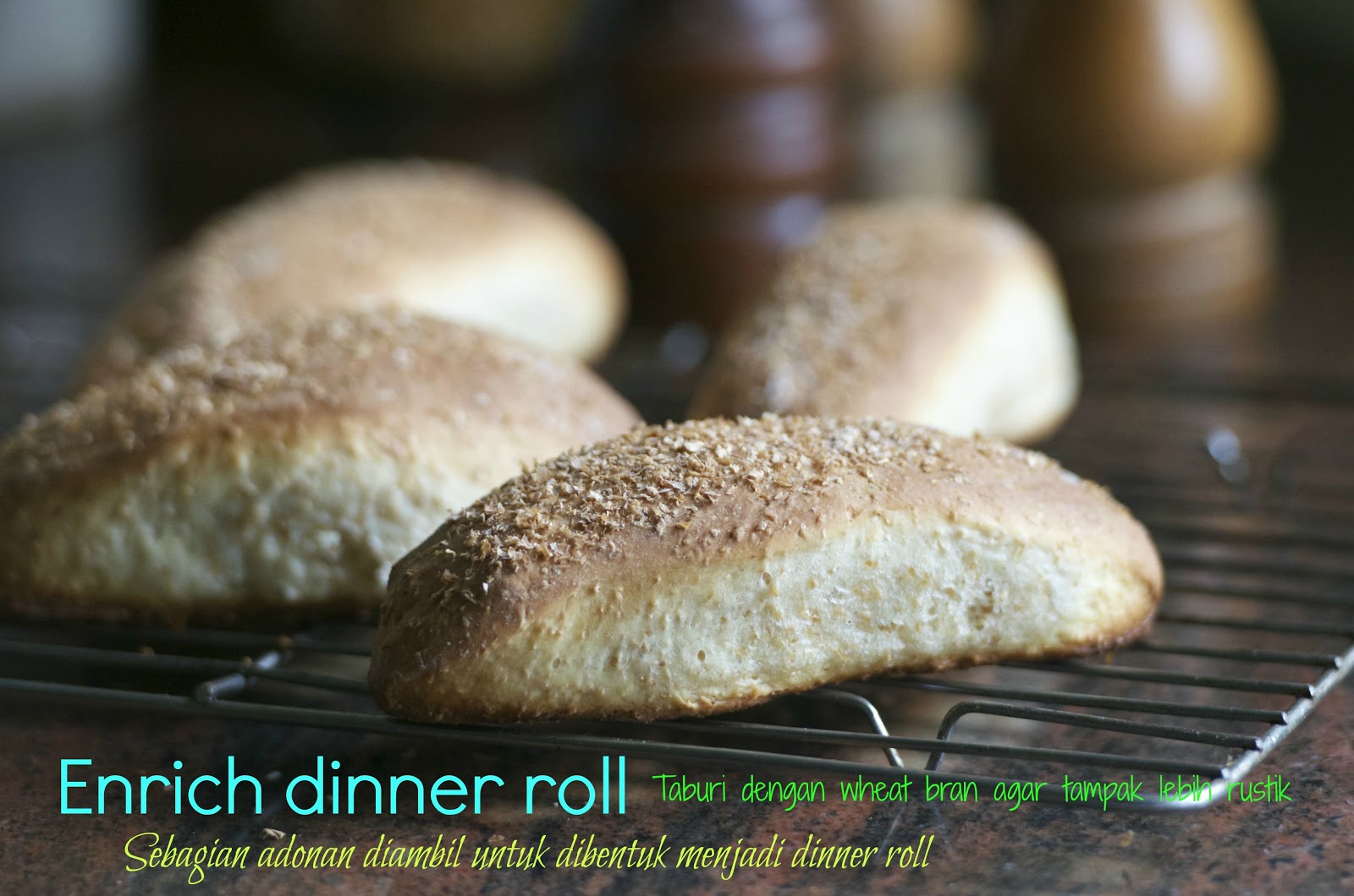 Indonesian Medan Food: Roti Susu (Enrich Wheat Bran Bread)