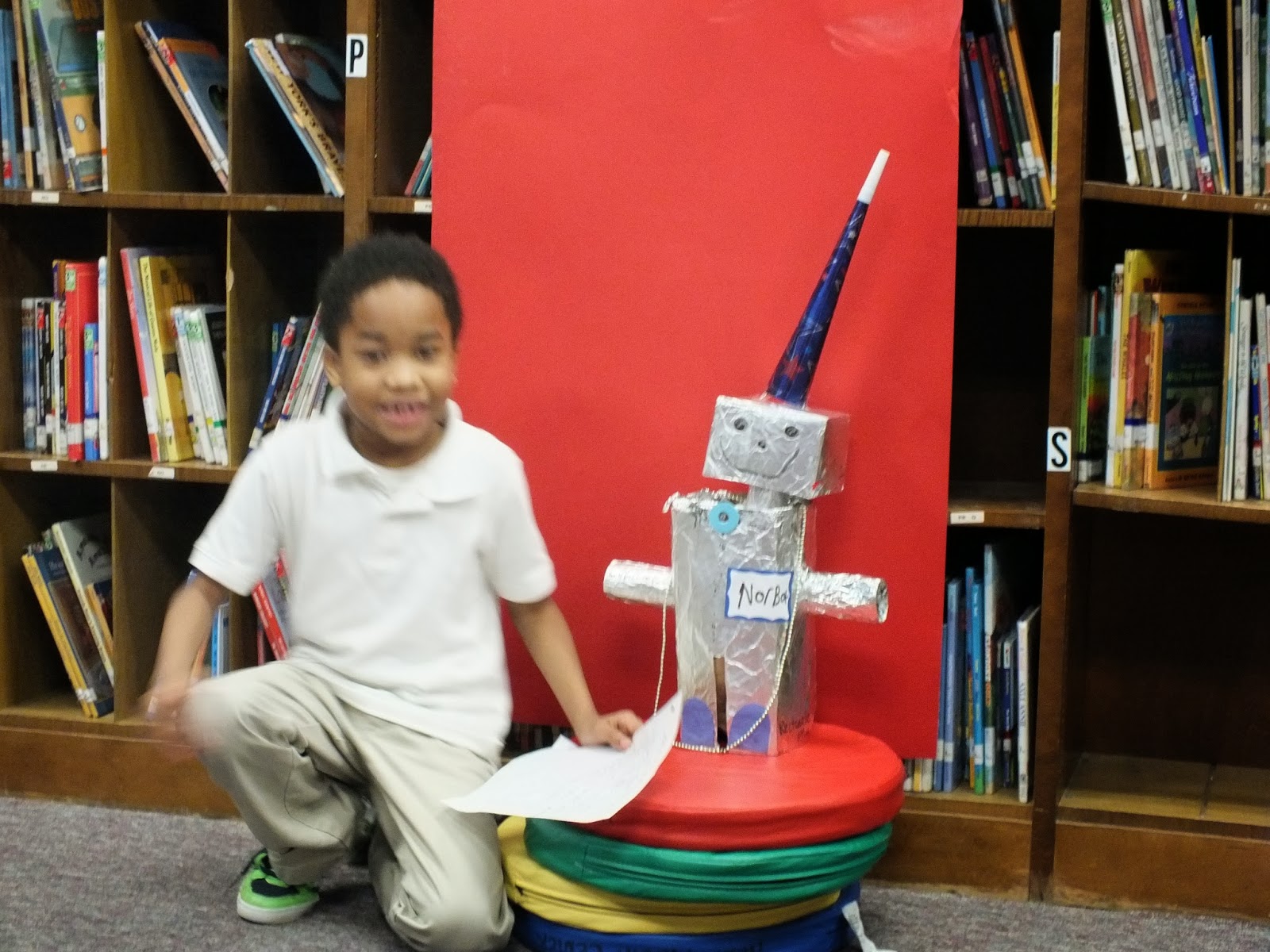 Geezy's 2nd Grade: 3-Dimensional Robot Projects!