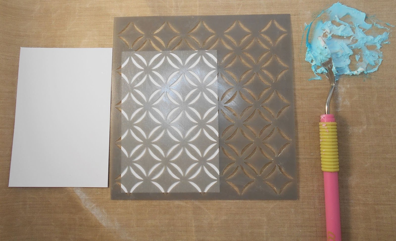 La-La Land Crafts Inspiration and Tutorial Blog: Tutorial Thursday ...