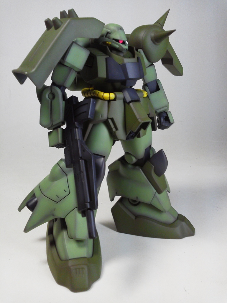 Zaku IV - GunplaMania