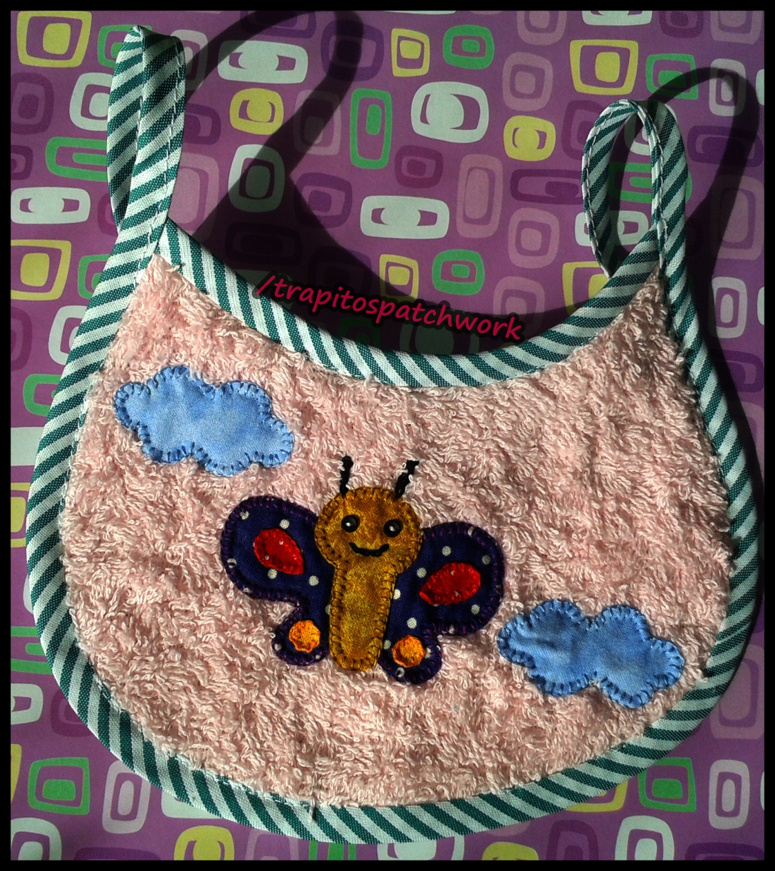 Trapitos patchwork: Mini-Baberos