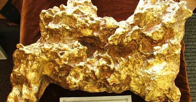 How do Gold nugget form?