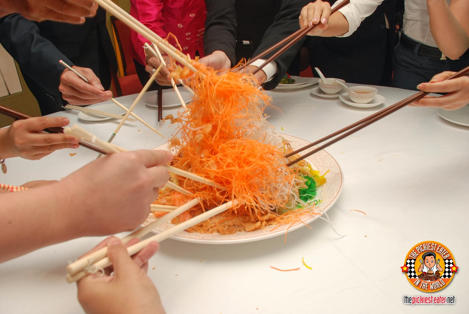 THE PICKIEST EATER IN THE WORLD: YEE SANG TRADITION: GOOD LUCK ...