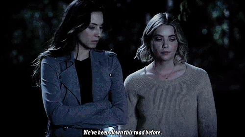 Pretty Little Liars "Nunca confies en una chica bonita con un feo ...