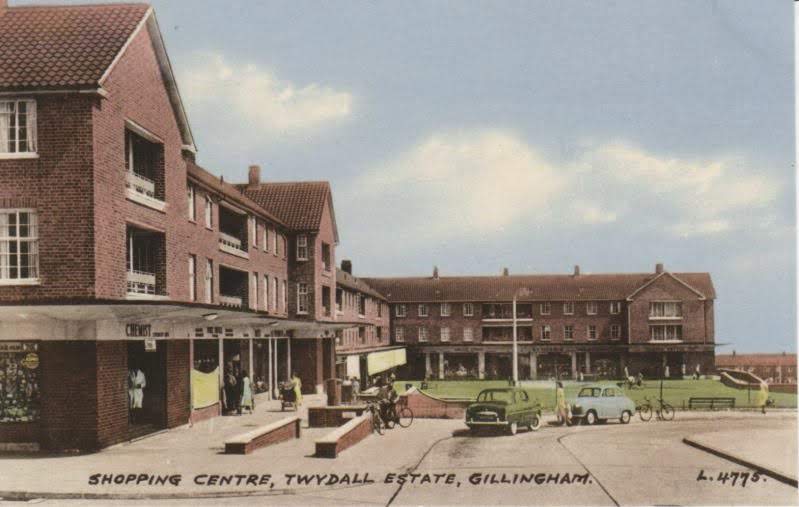 Twydall Tales: 16 Twydall Shops