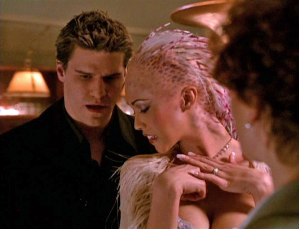 Doux Reviews: Angel: War Zone