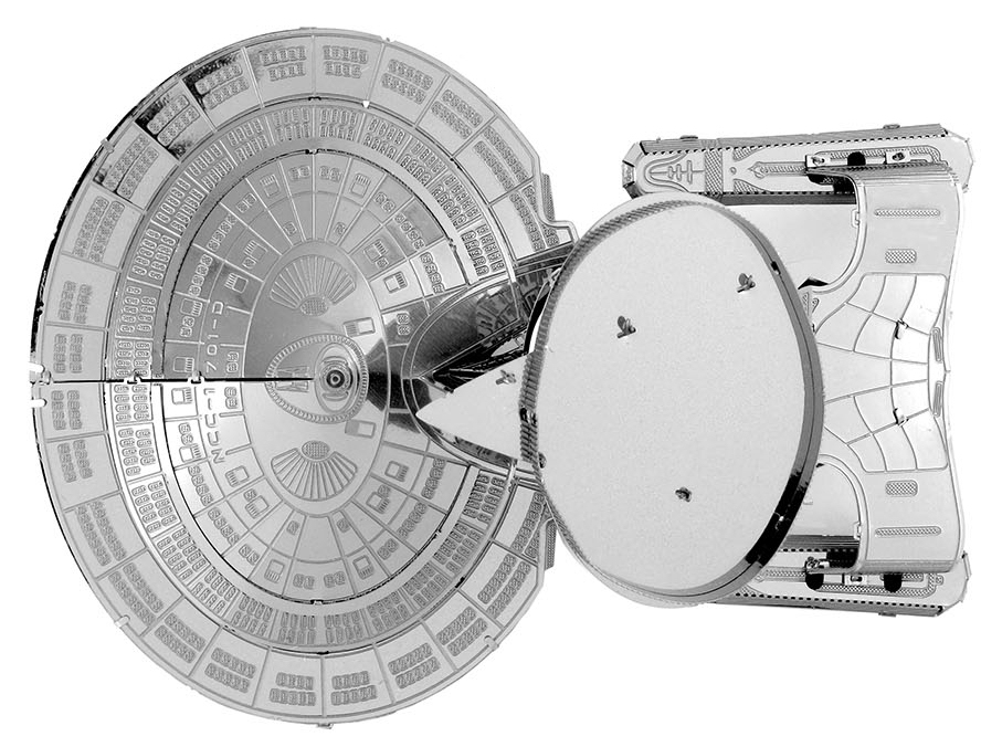 The Trek Collective: Star Trek Metal Earth model kits