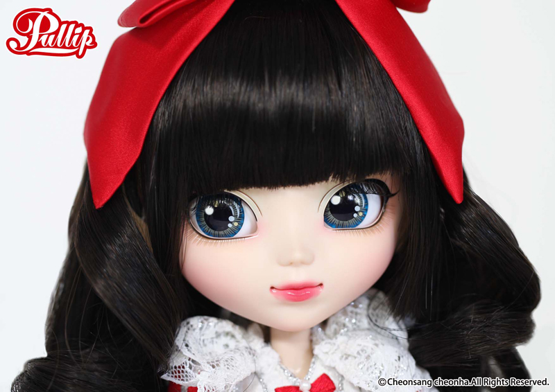 MoleDolls: New Pullip Doll - Snow White