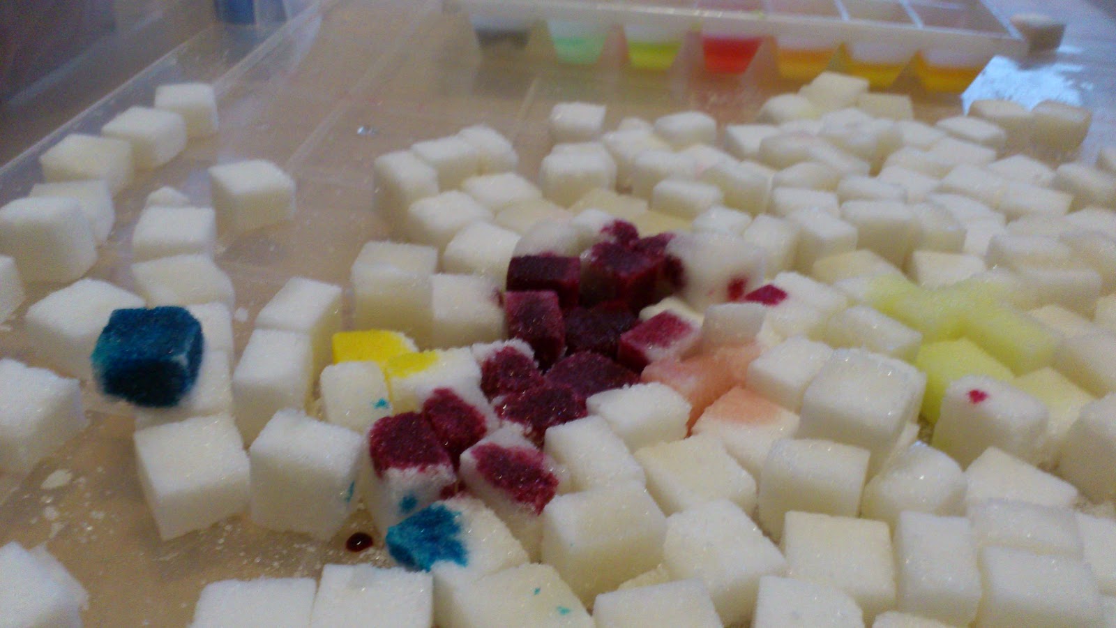 encenent la imaginació: Sucre de colors.