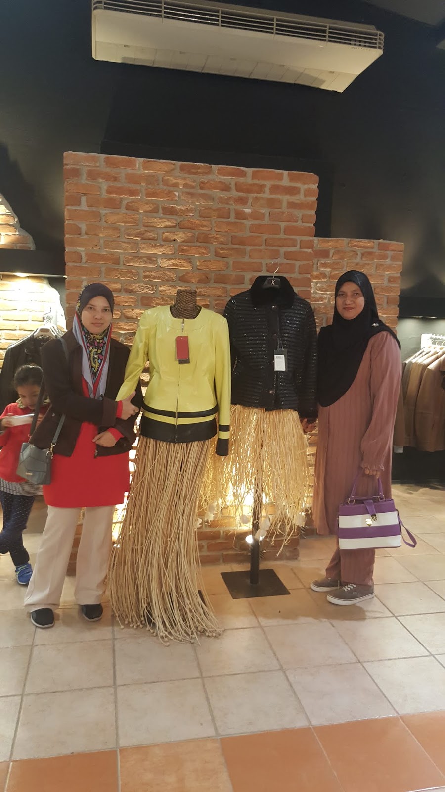 4fn1mf-family: Leather Factory KUSADASI TURKI