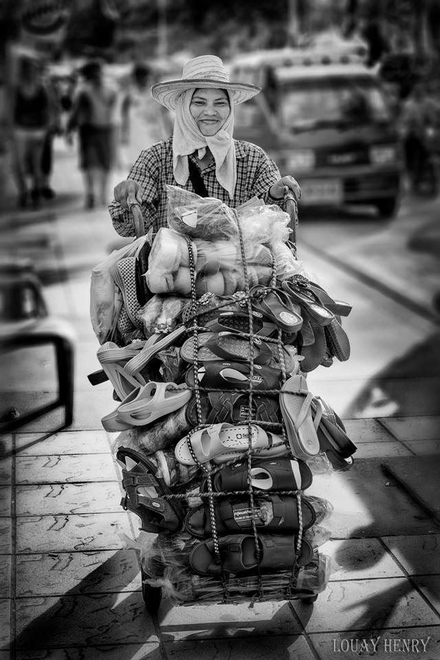 OLTRE IL MURO: ARTE e FOTOGRAFIA: LOUAY HENRY | PHOTOGRAPHER