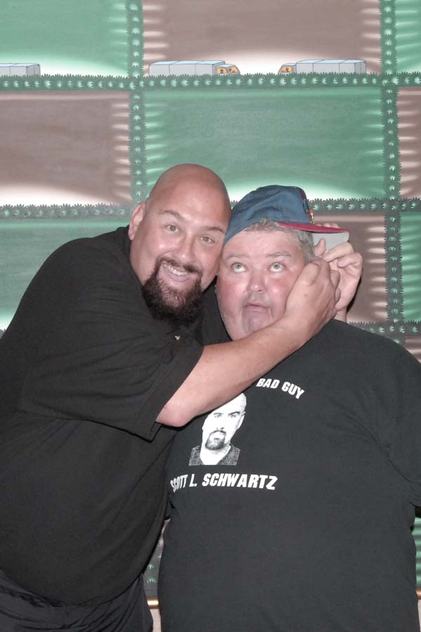 Scott L. Schwartz Returns back to Chicago for his Annual Alicia's House ...