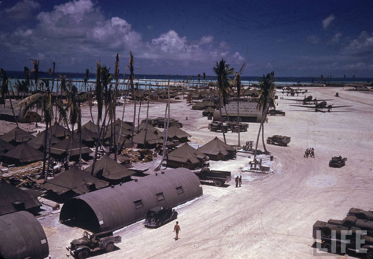 Rare Color Photographs of American Troops on Tarawa Atoll, Gilbert ...