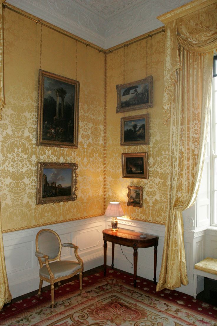 Francine Howarth . . . Romancing History.: Busting Decorative Myths of ...