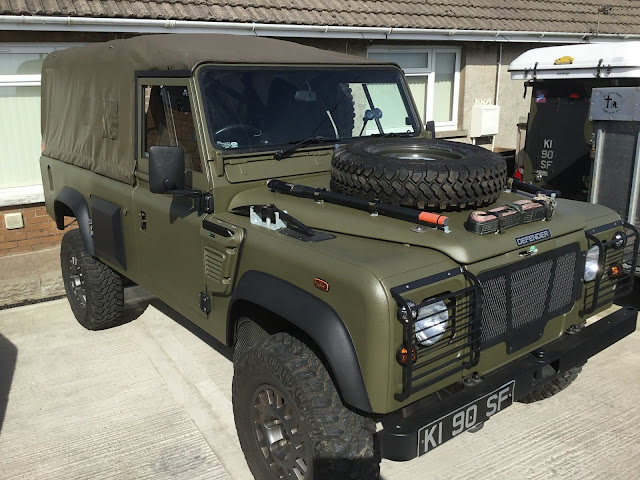 Landrover Defender: LAND ROVER WOLF XD ULTIMATE RESTORE AND BUILD, ONE ...