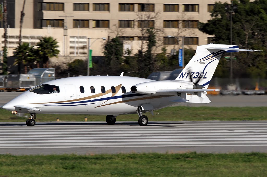 Aero Pacific Flightlines: Some odds and ends this afternoon at Long ...