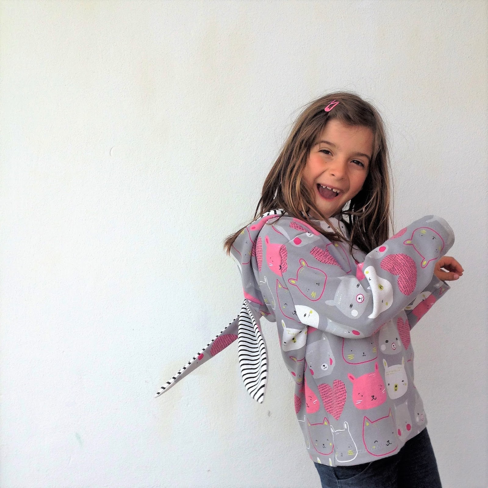 do guincho: RABBIT HOODIE FOR INES . THE SWEET MERCERIE