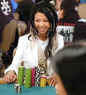Top 14 Hottest Women in Poker