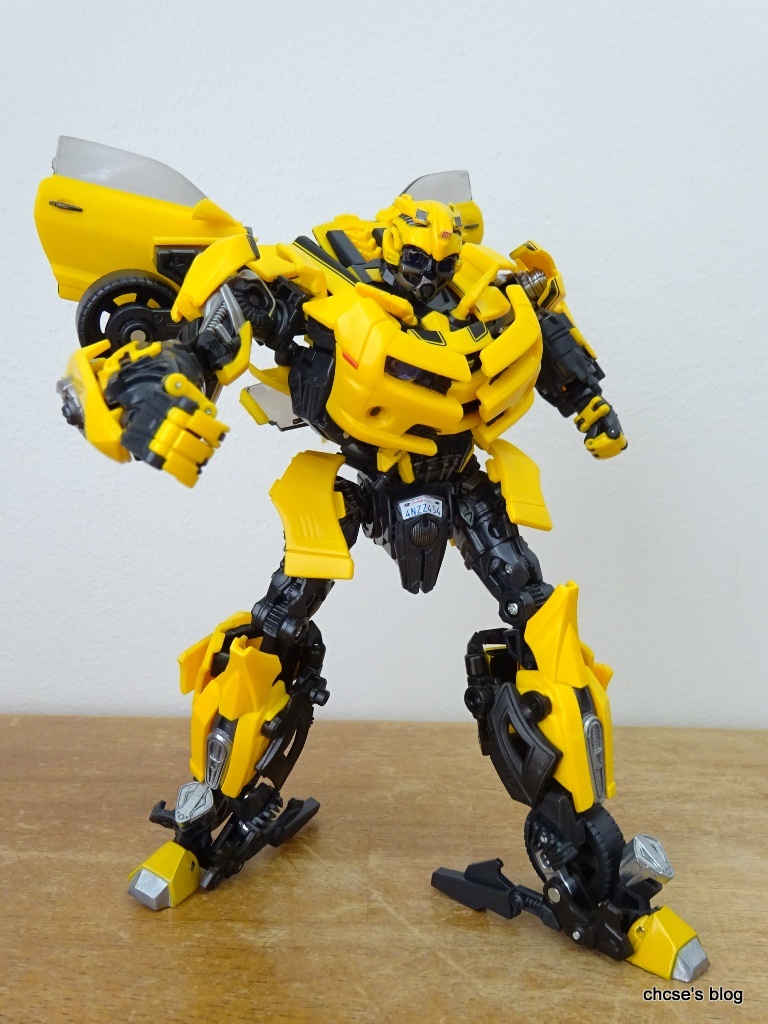 ChCse's blog: Toy Review: Transformers Masterpiece MPM-3 Bumblebee