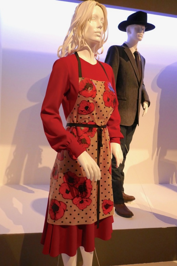 Hollywood Movie Costumes and Props: Kingsman: The Golden Circle movie ...