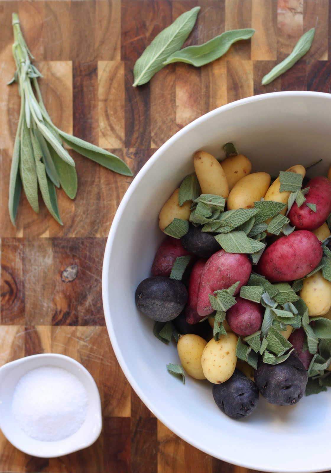 The Cilantropist: Herb Roasted Fingerling Potatoes