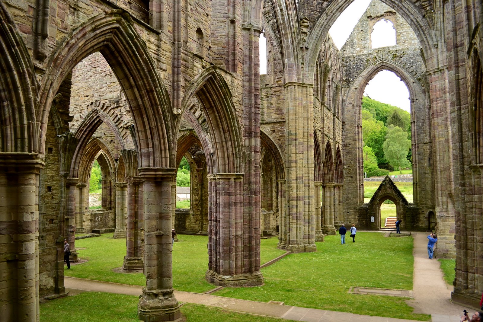Helsie's Happenings: TINTERN ABBEY