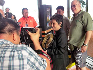 wandering... can't go home: Ate Guy - The Philippines' Superstar