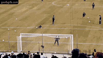 Introducing the New Gifs: Lionel Messi Trick Shot