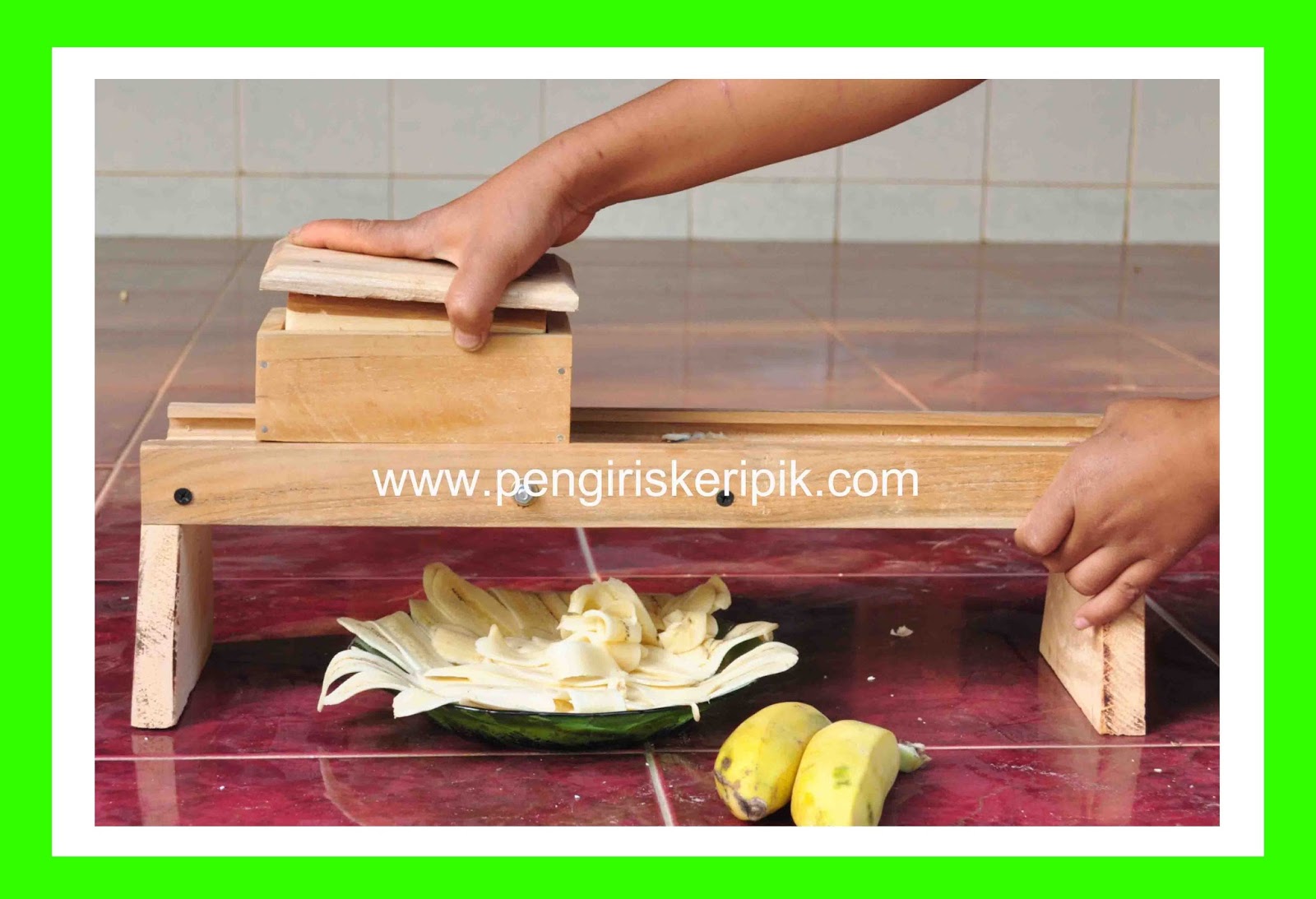 ALAT PENGIRIS KERIPIK PISANG: Pemotong Pisang Manual