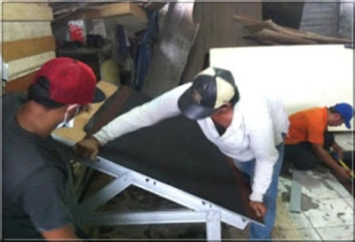 PASANG UNDERLAYER - ATAP ASPAL BITUMEN