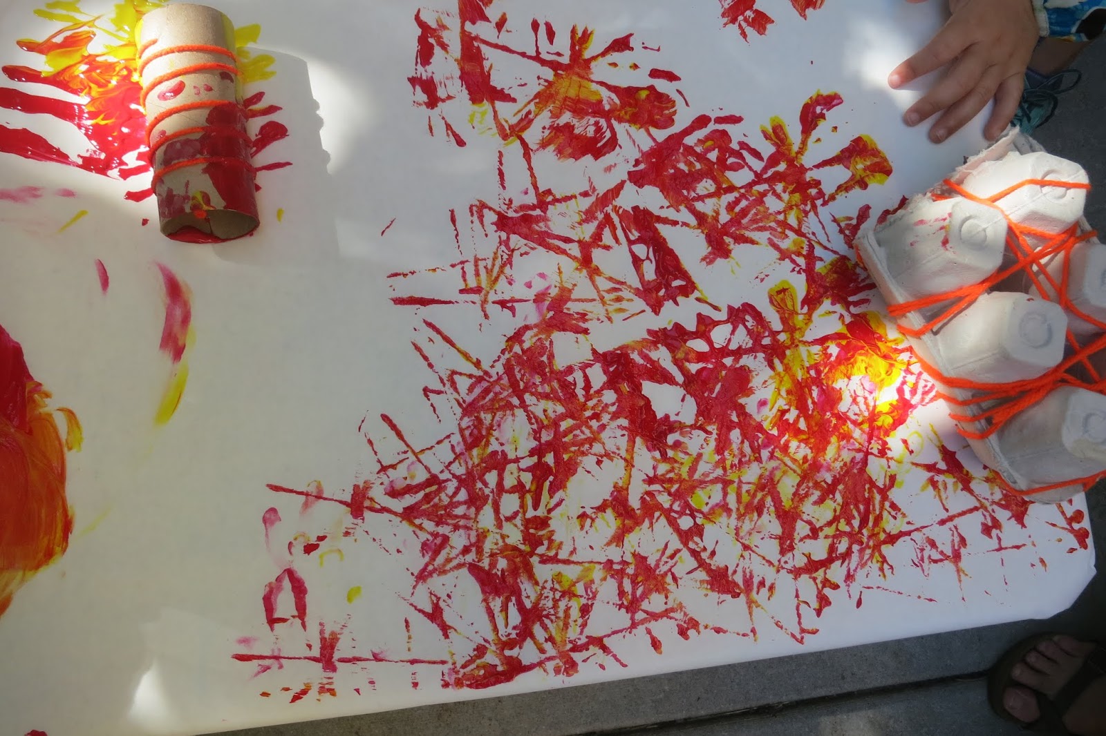 Toddler Art Class: String Painting : library makers