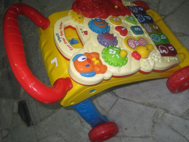 JuaiMurah: Vtech First Steps Baby Walker