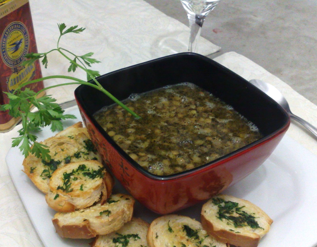 Chef Claude: "Sopa Árabe de Lentilhas no Limão e Hortelã"