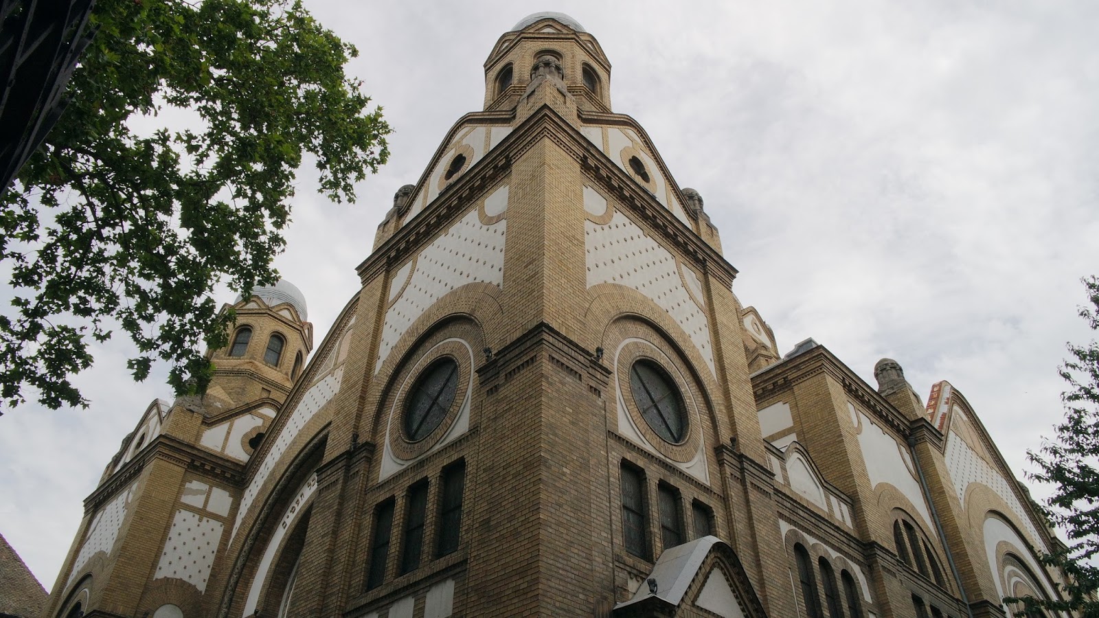 Novi Sad - Novosadska Synagogue | My World of Discoveries