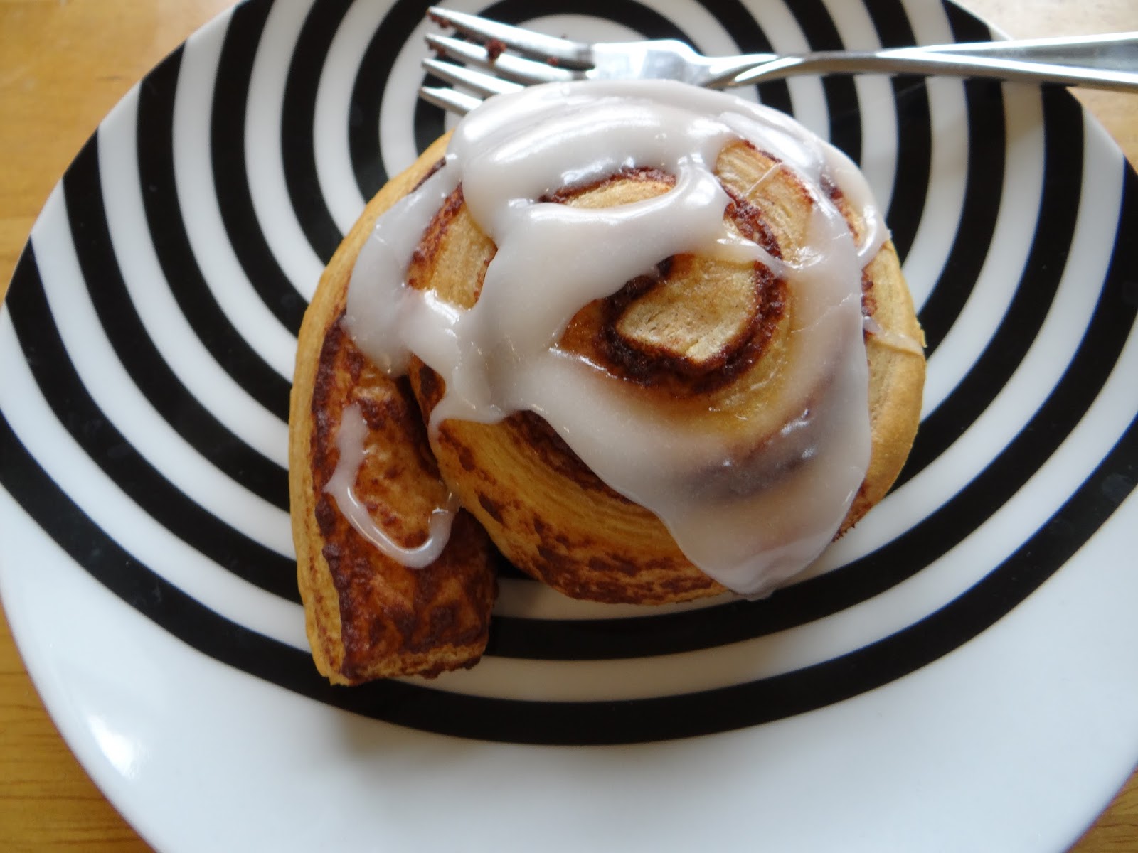 Trader Joe's 365: Day 312 - Jumbo Cinnamon Rolls with Vanilla Icing