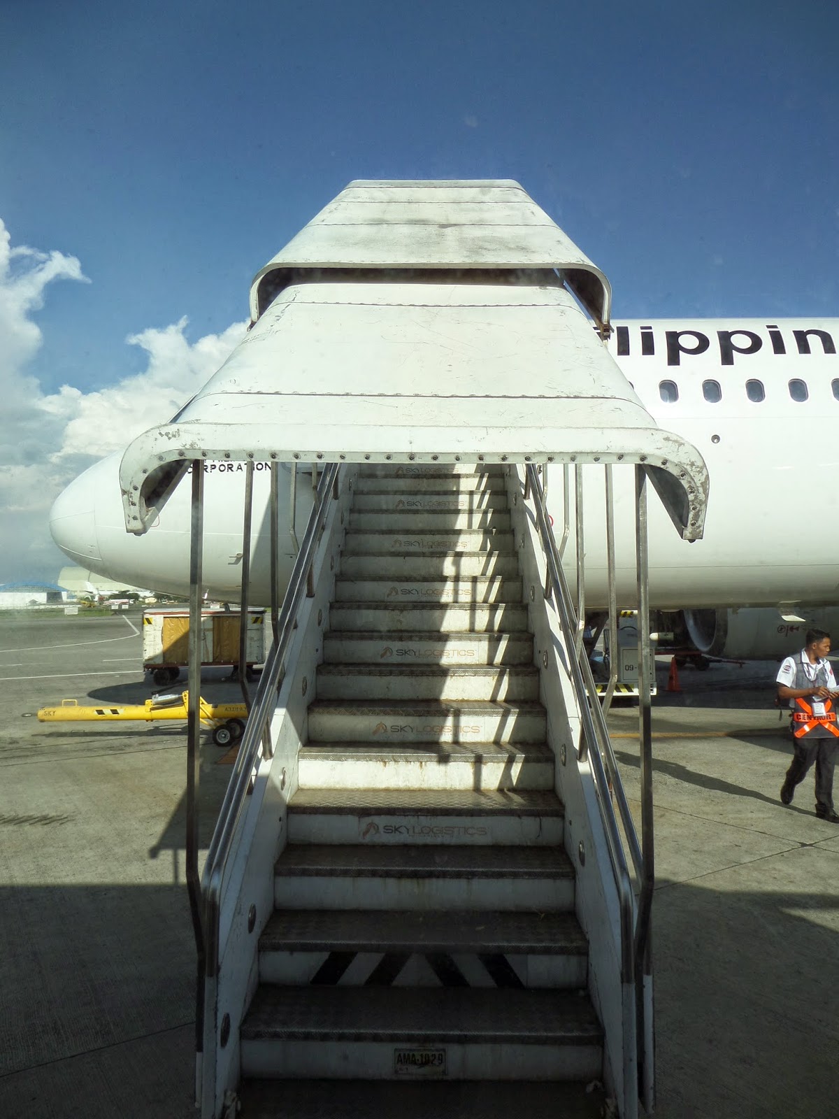 PAL Express Flight Review: Manila to Davao (Round-Trip) - Philippine ...