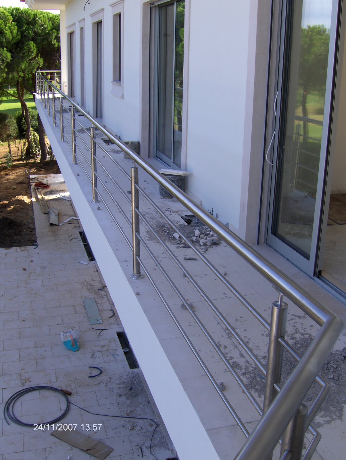 Serralharia Pires: Gradeamentos - INOX