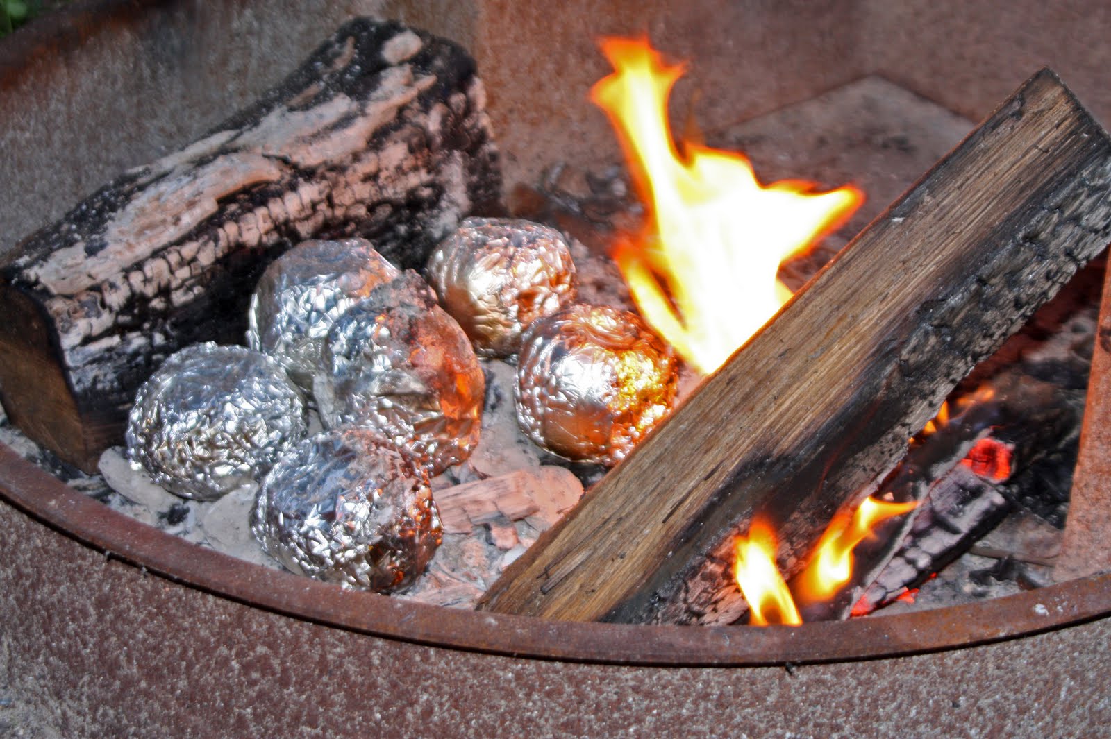 Beloved Bride: Baked Apples Over the Open Flame
