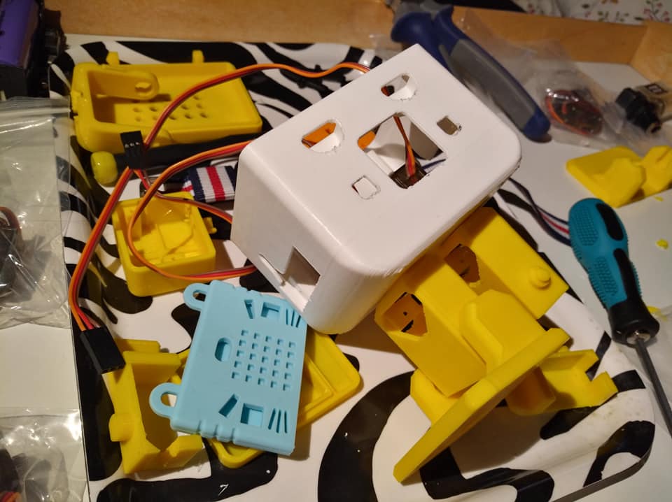 Ottík Kittenbot Robot:bit