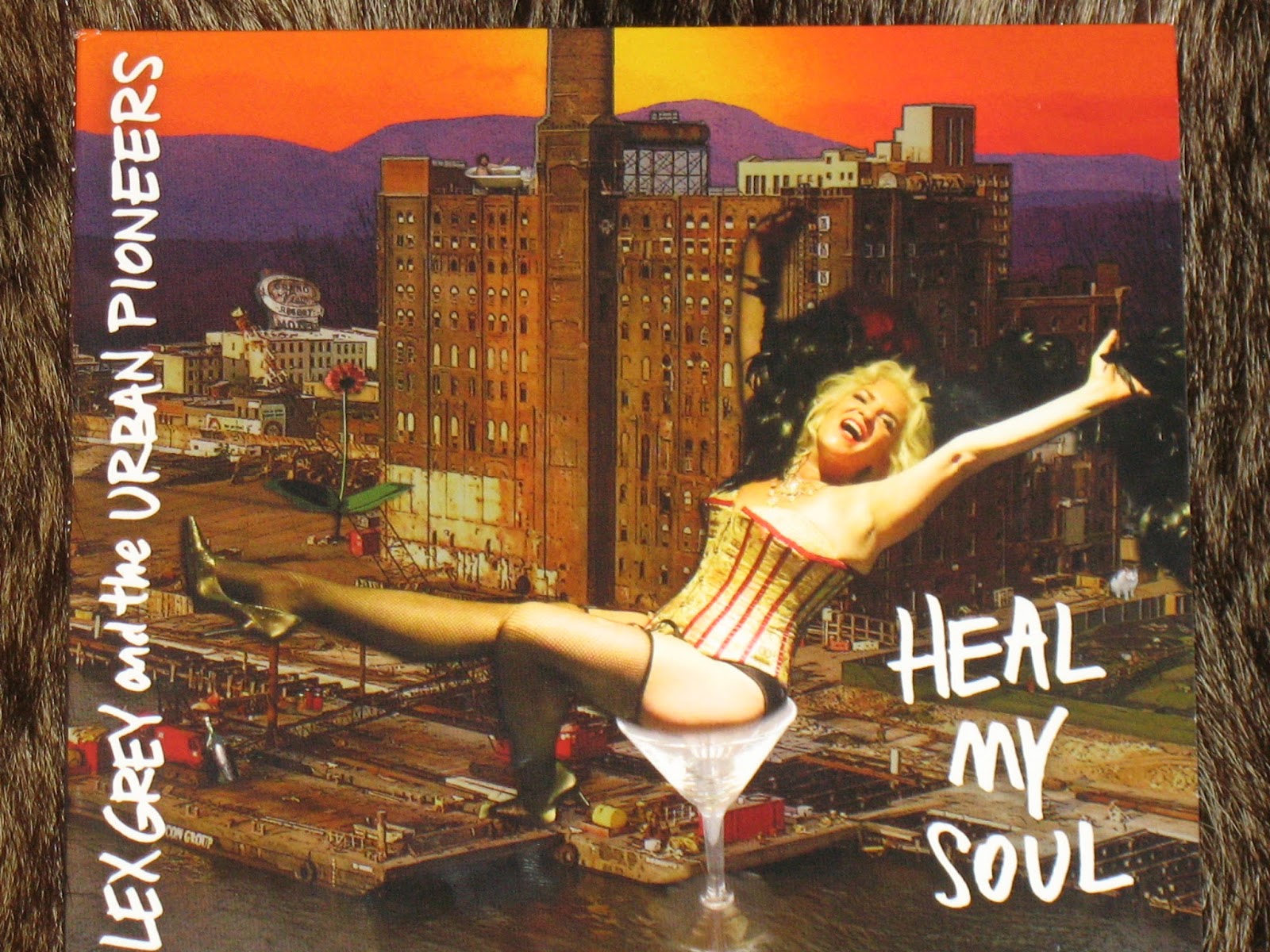 Michael Doherty's Music Log: Lex Grey And The Urban Pioneers: “Heal My Soul” (2016) CD Review