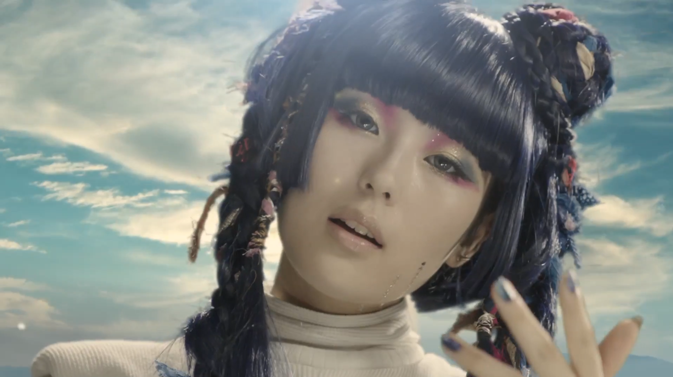 I cry like Yuko Oshima: Jpop: Daoko - Daisuki (ダイスキ)