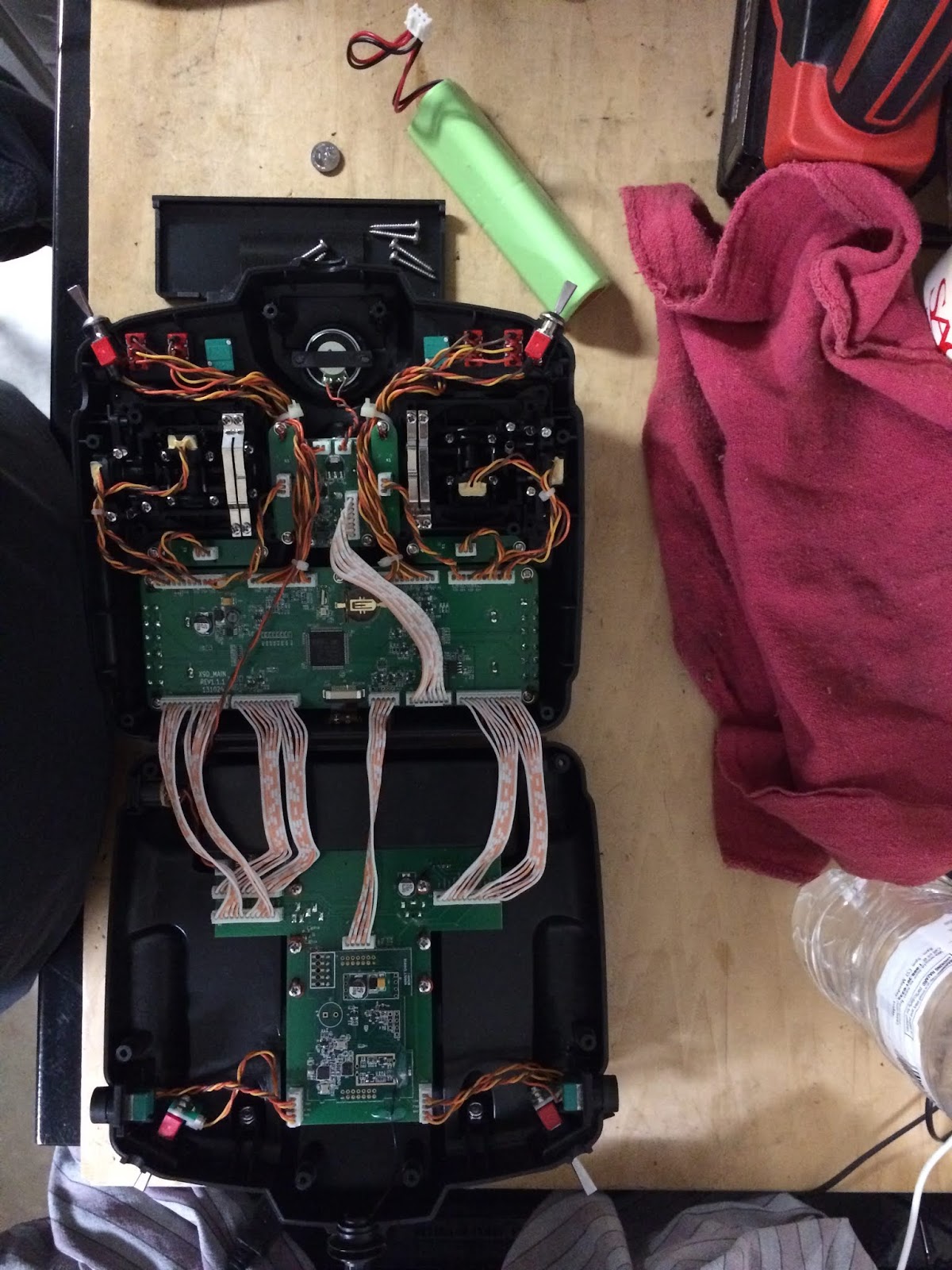 Quadcopter-Robotics: FrSky Taranis X9D TX Clock Battery Replacement.