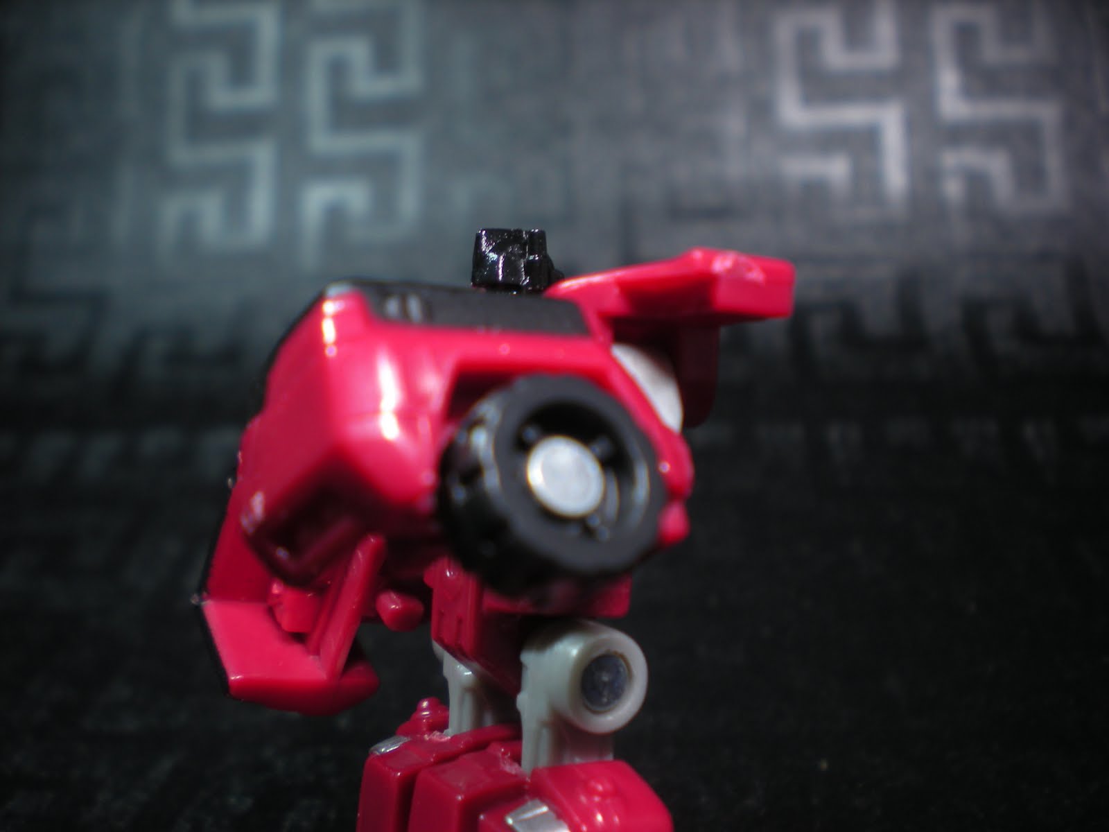 Review: [Hasbro] Transformers Drivetrain | Night's Corner