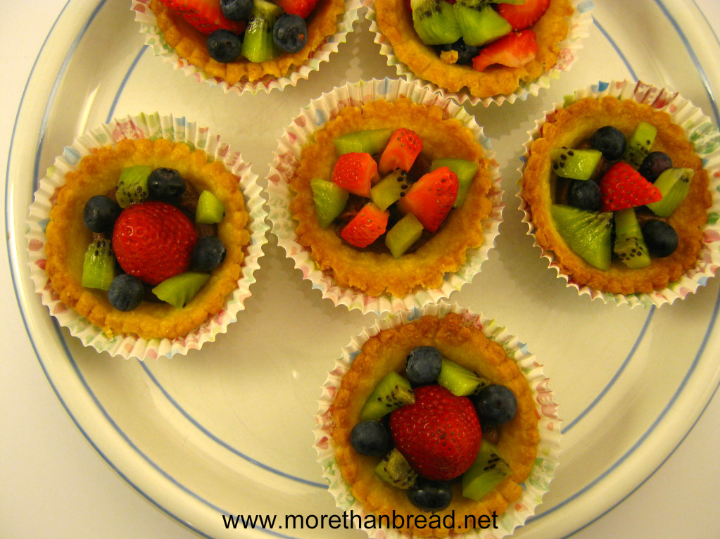 More Than Bread: Mini Fruit Tarts 袖珍水果撻