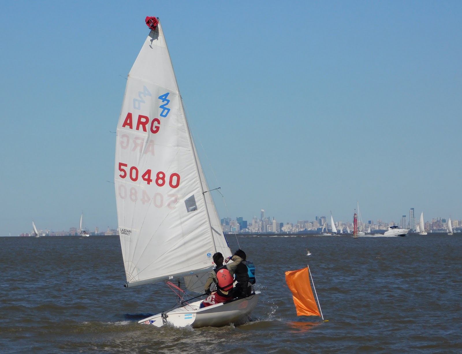 Actividades del Club Náutico Sudeste: Opti + Laser + 420