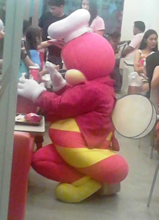 Shelter Of The Epicurean: Jollibee @ Lucky Plaza