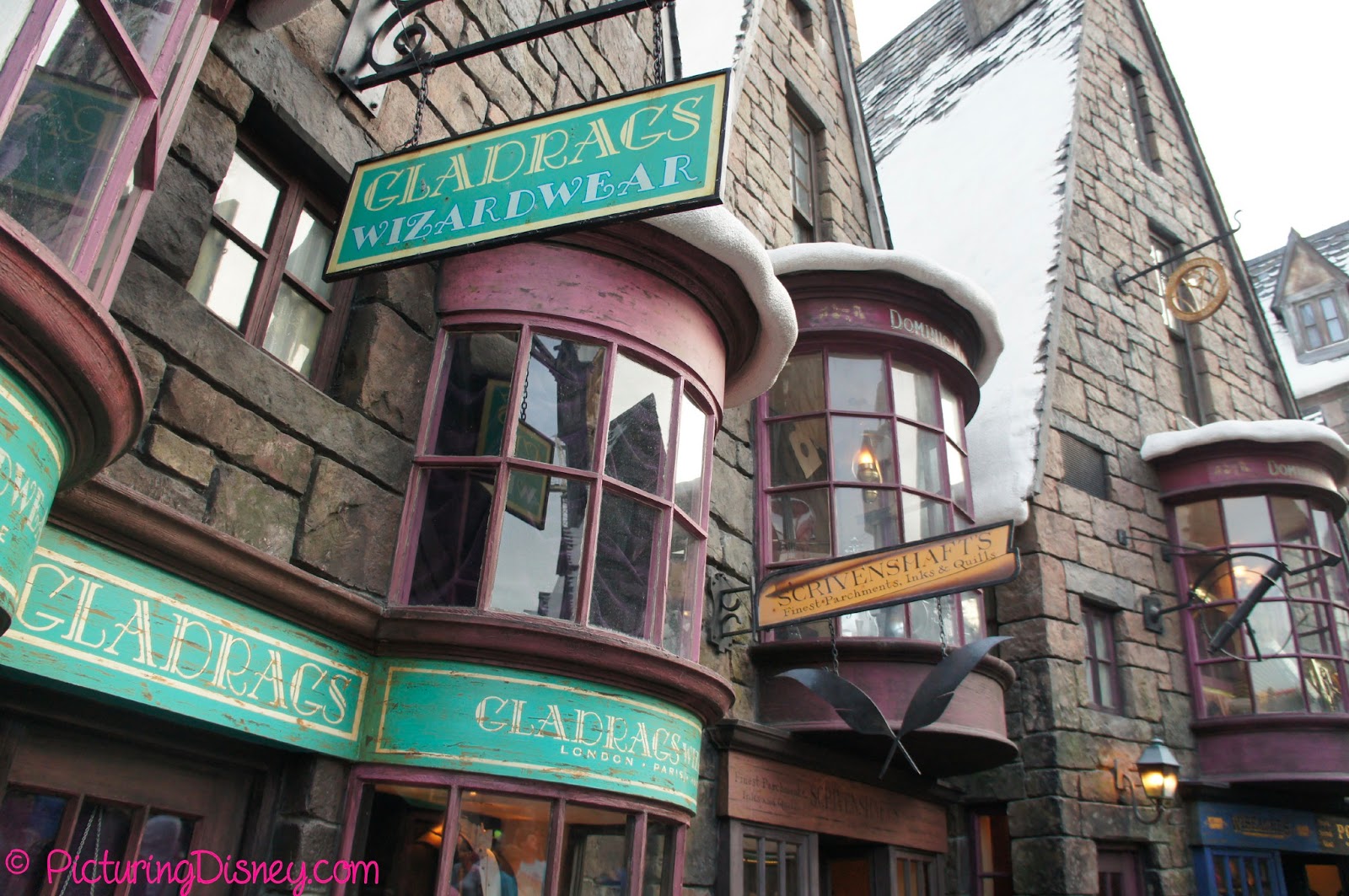 Picturing Disney: Shopping at Hogsmeade Village